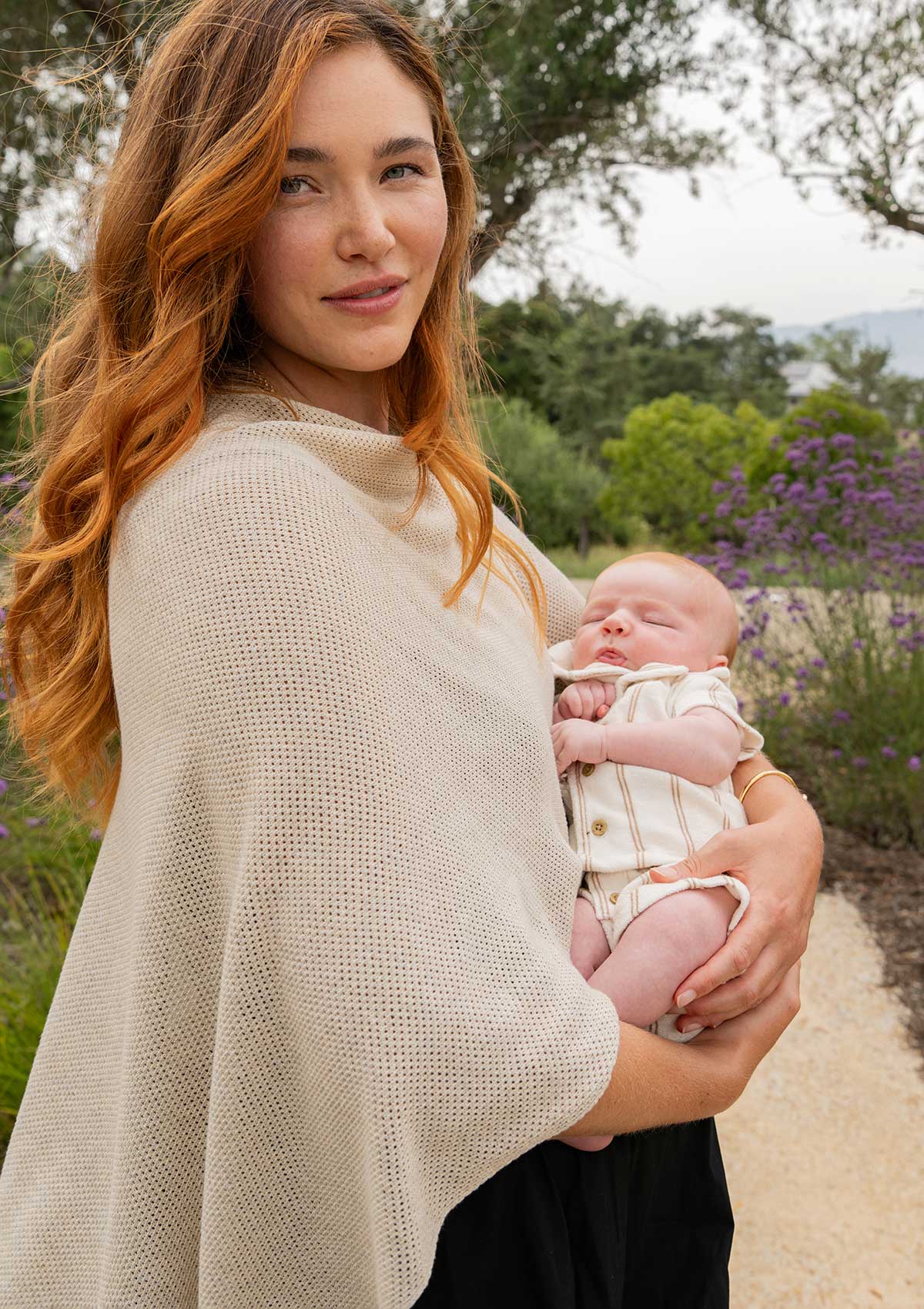 The Natural Cocoon™ Plus Breathable Nursing Cover
