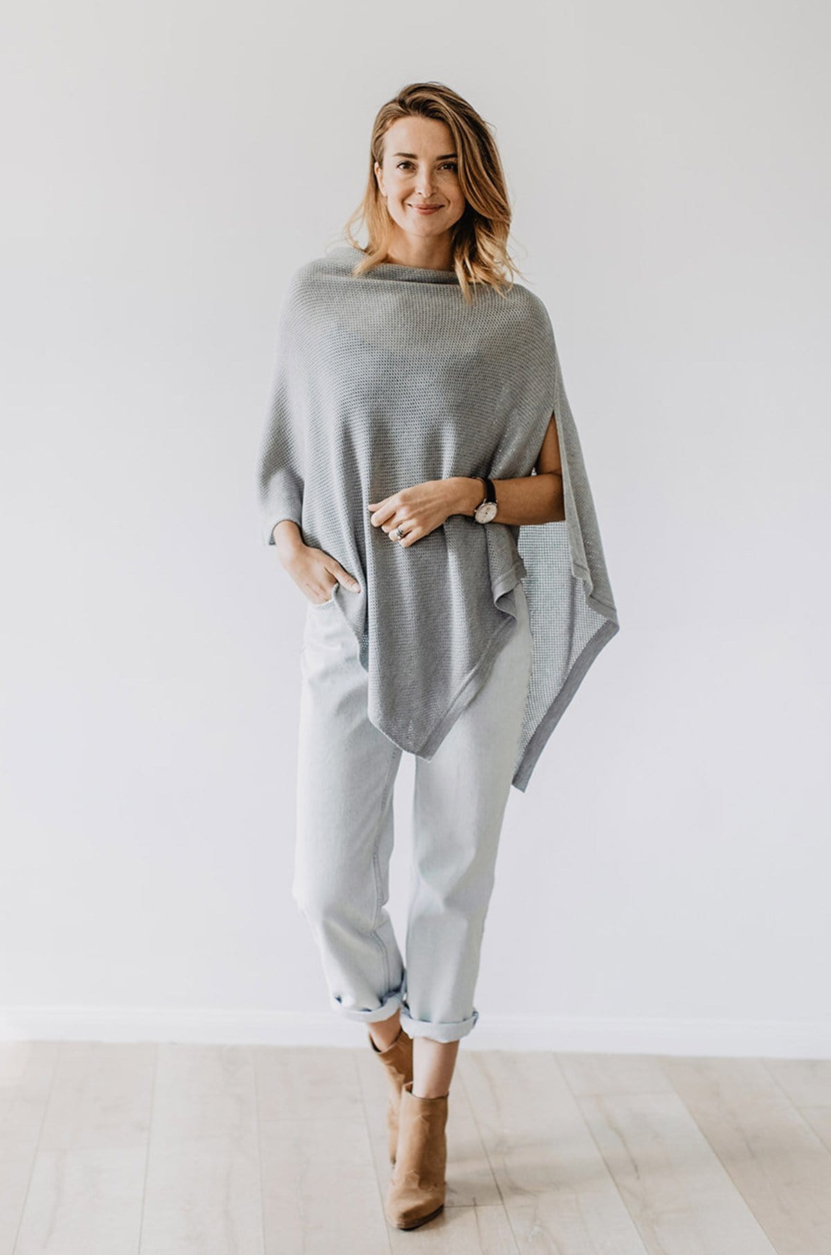 Grey Cocoon – We Are Amma